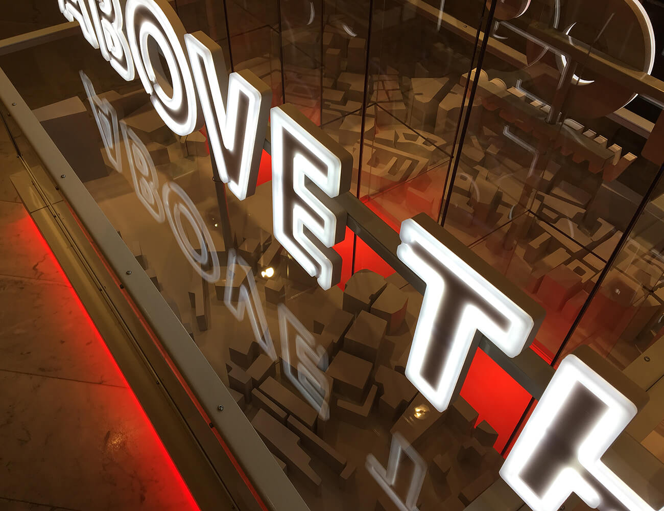 Creative and bespoke 3D logos & lettering - Kokoon